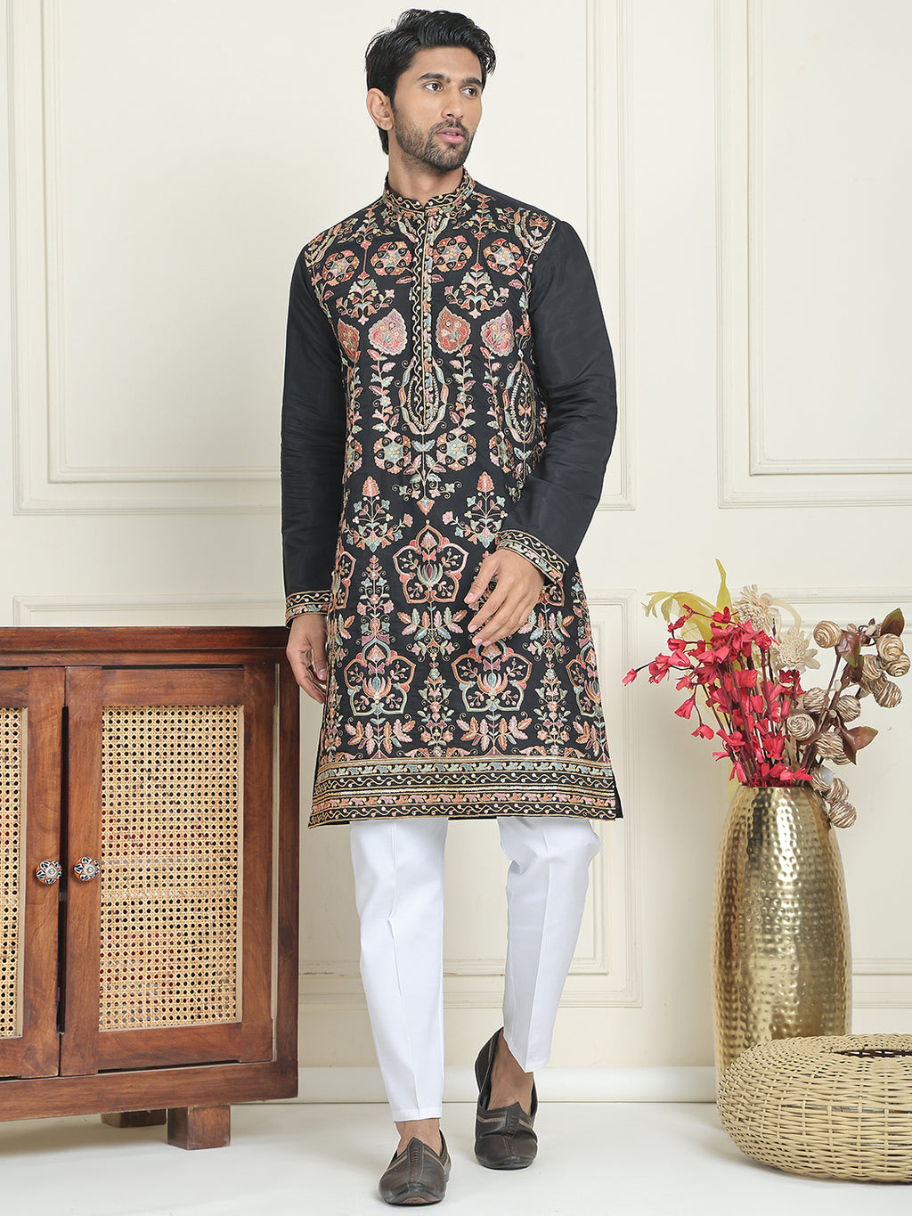 Floral Embroidered Straight Kurta Set – Jompers
